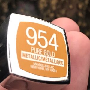 Maybelline | Makeup | Maybelline Prue Gold Metallic Lipstick | Poshmark